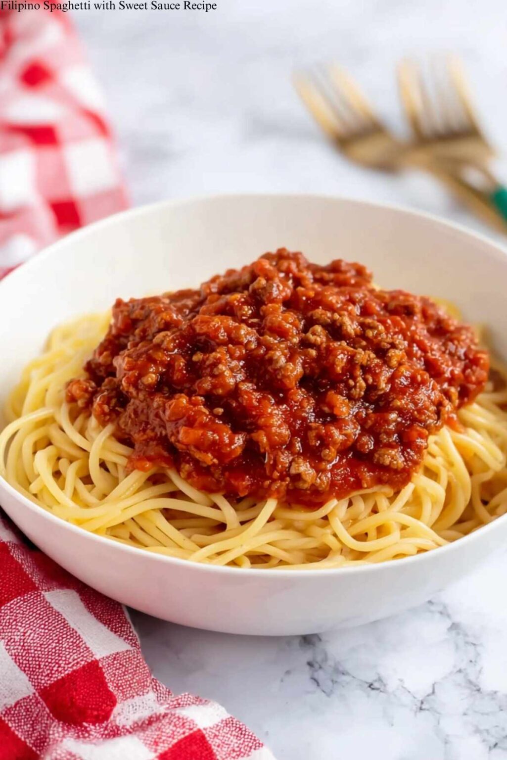 Filipino Spaghetti with Sweet Sauce Recipe | RecipeCoo