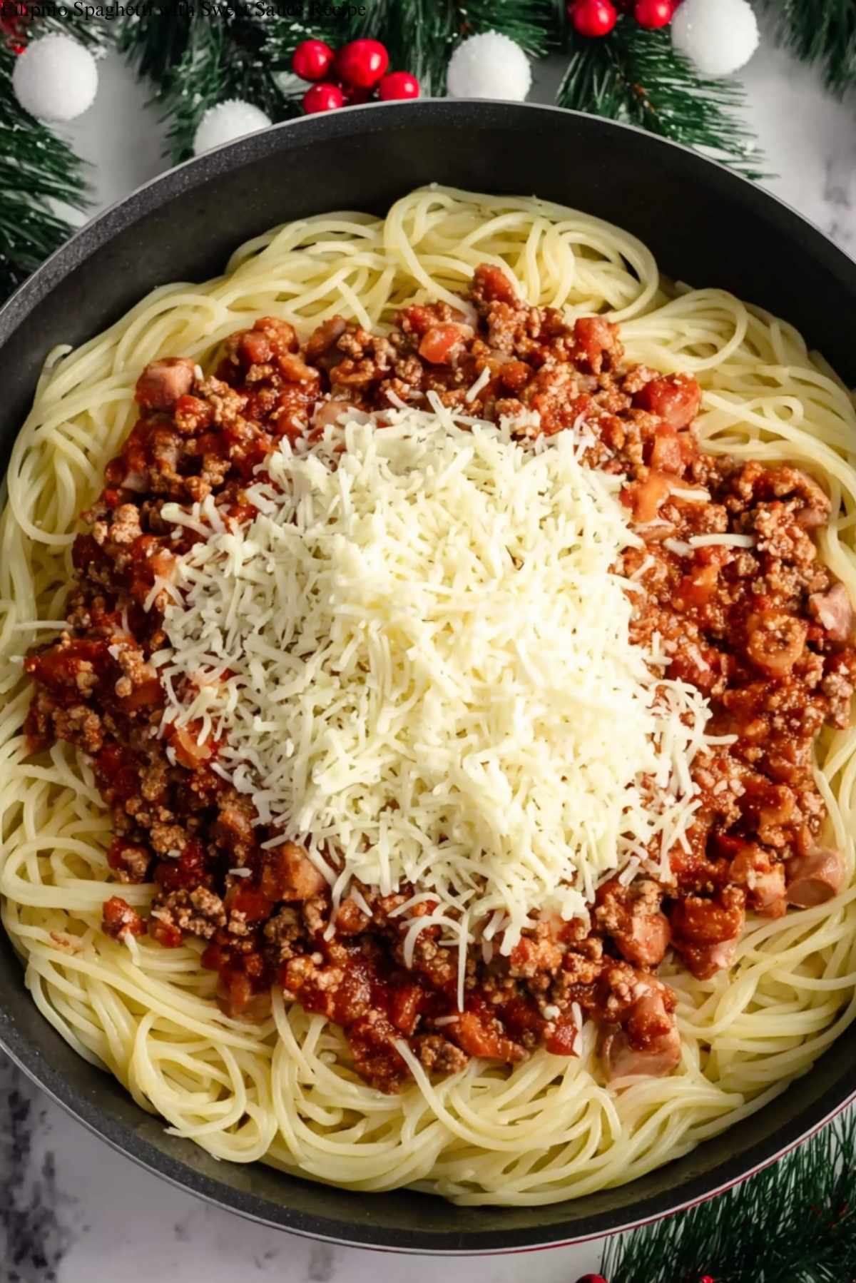 Filipino Spaghetti with Sweet Sauce Recipe | RecipeCoo